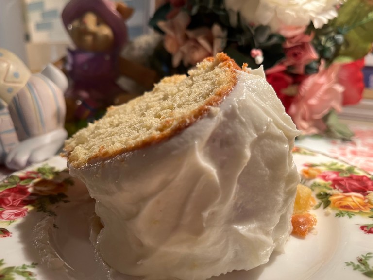 Lady Bird Johnson’s Famous Lemon Cake 🍋 | The Historical Homemaker