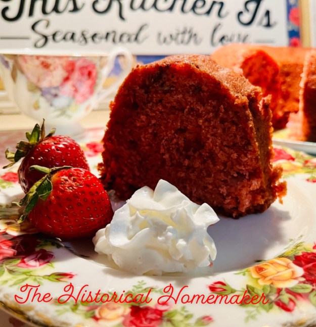 Rosalynn Carter’s Strawberry Cake 🍓🍓🍓 | The Historical Homemaker